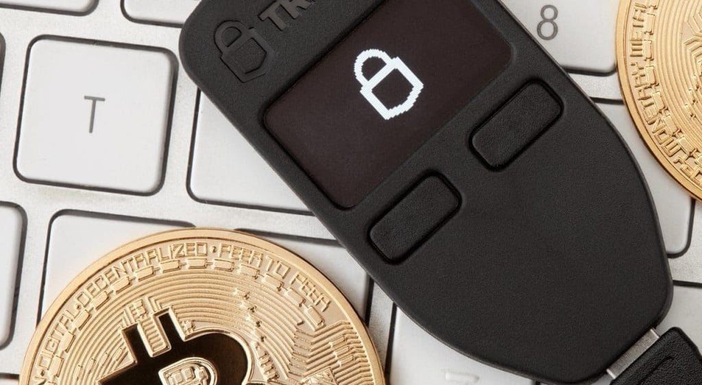 รีวิว Trezor Hardware Wallet 2025: รุ่นไหนดีที่สุด?
